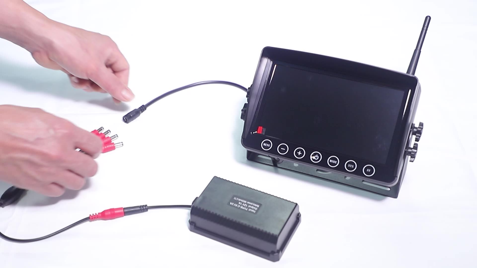 Iposter 7in Quad Split 4ch Ahd Monitor Signal Magnetic Battery 9600ma ...