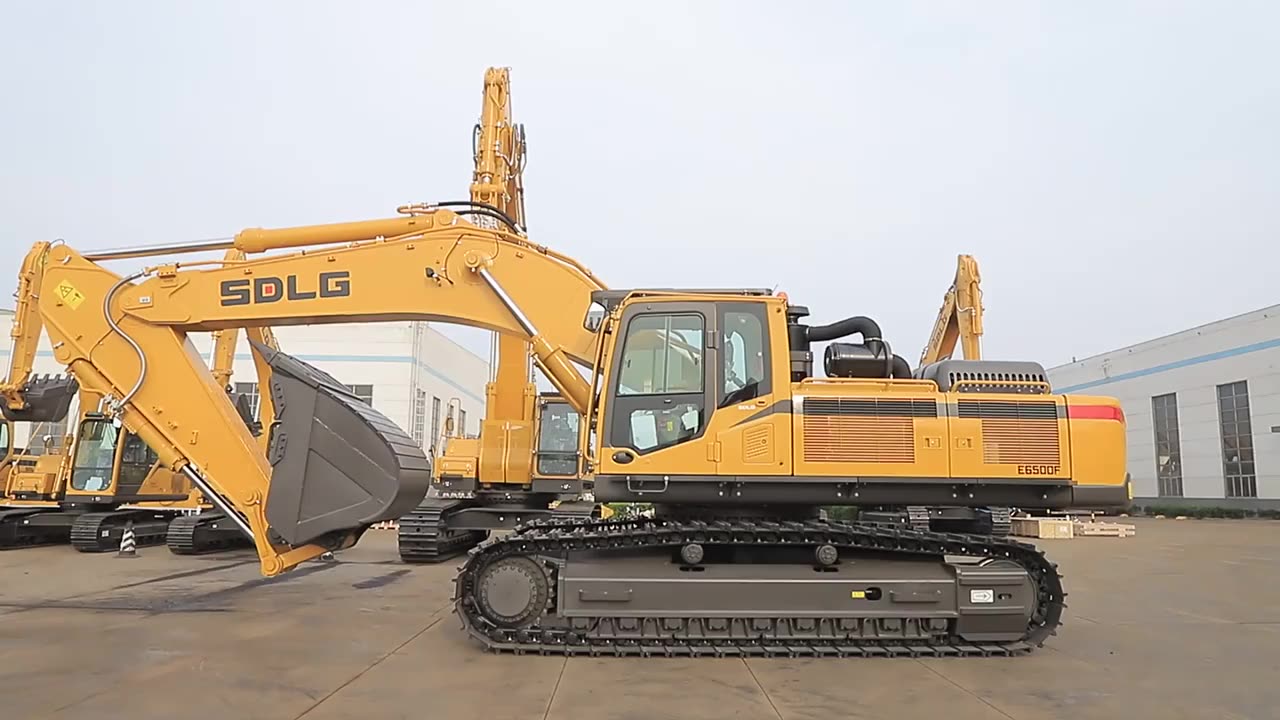 Sdlg E6500f China Heavy Duty Large Digger 60 Tons Hydraulic Big Mountain Demolition 50 Ton 60 ...
