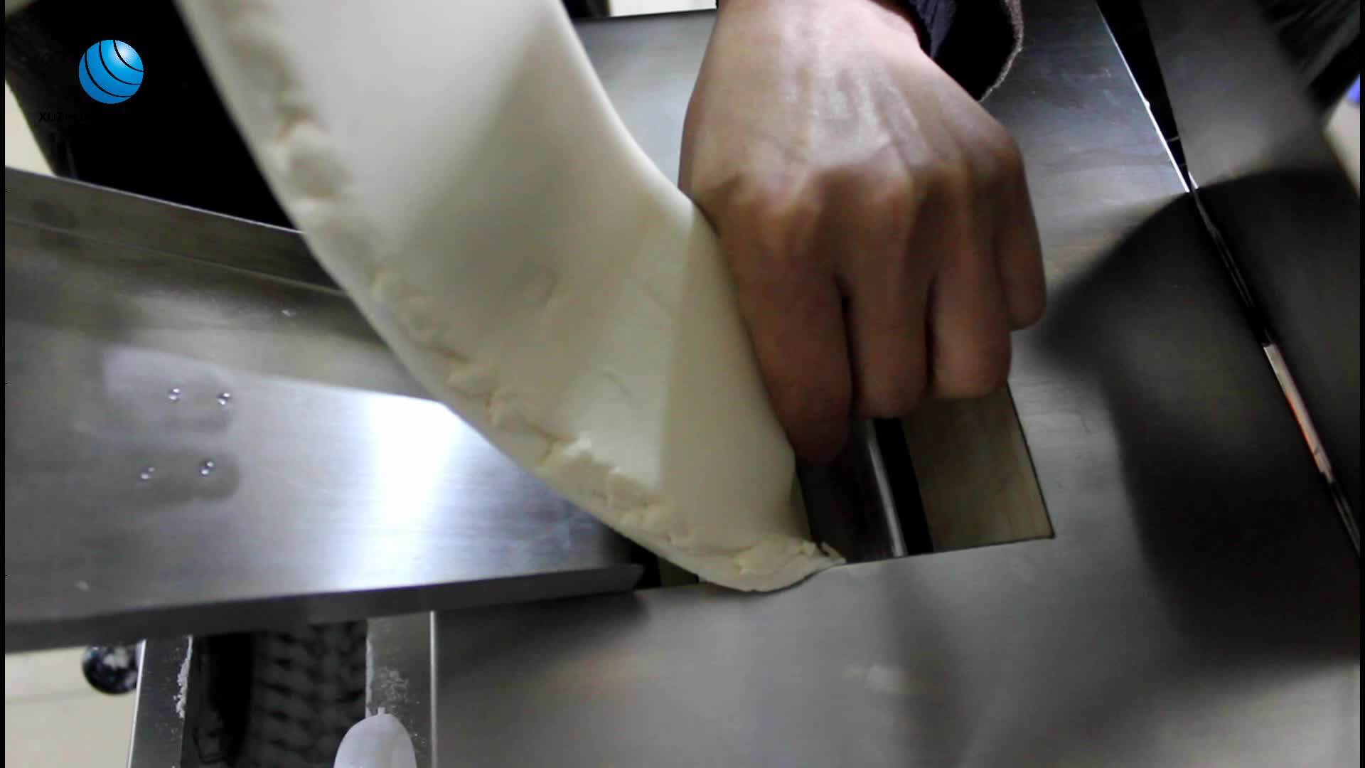 Small Portable Samosa Wrapping Machine Automatic Dumpling Wrapper ...