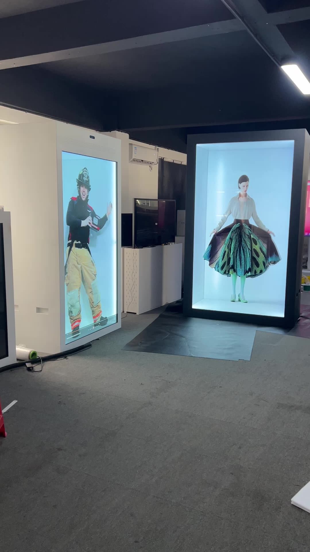 11.6-86 Inch Indoor 3d Hologram Interactive Video Holographic Touch ...