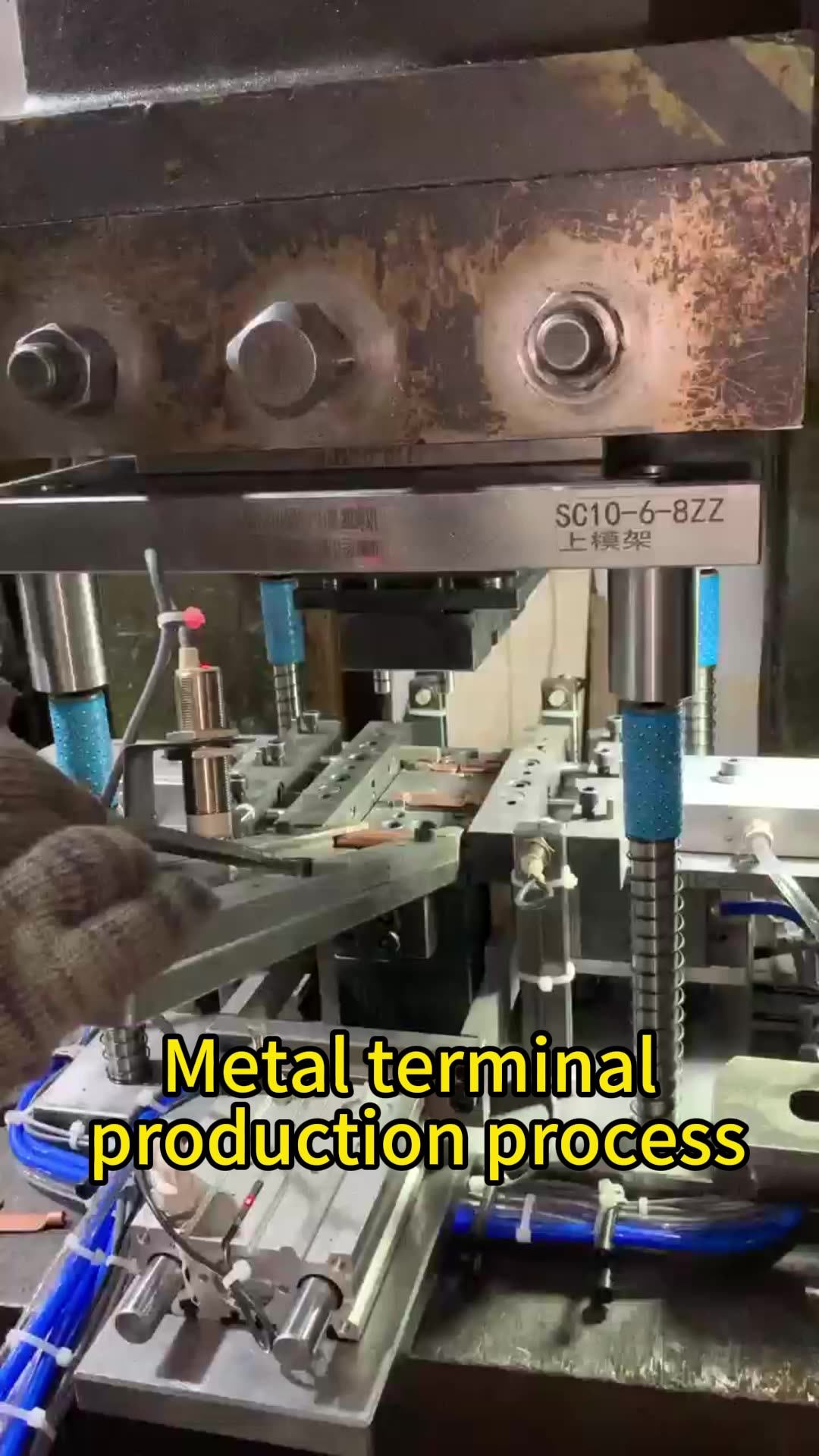 Customized Progressive Sheet Metal Press Mould Manufacturers Metal Clip ...