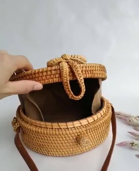 New Natural Rattan Style Straw Bag Beach Strawberry Ladies Rattan Bag ...