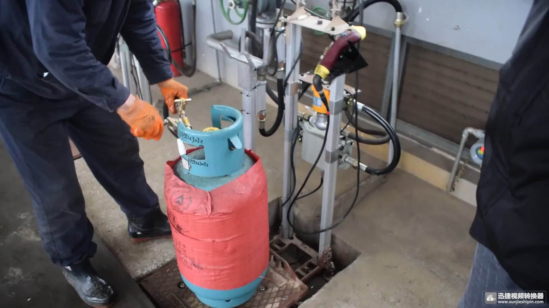 Lpg Gas Cylinder Weighing Machine Used For Liquefied Gas Refill In Gas ...