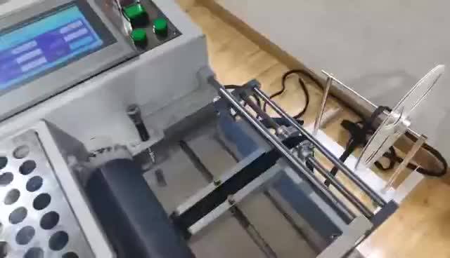 Automatic Woven Label Fabric Label Wash Care Label Cutting Machine ...