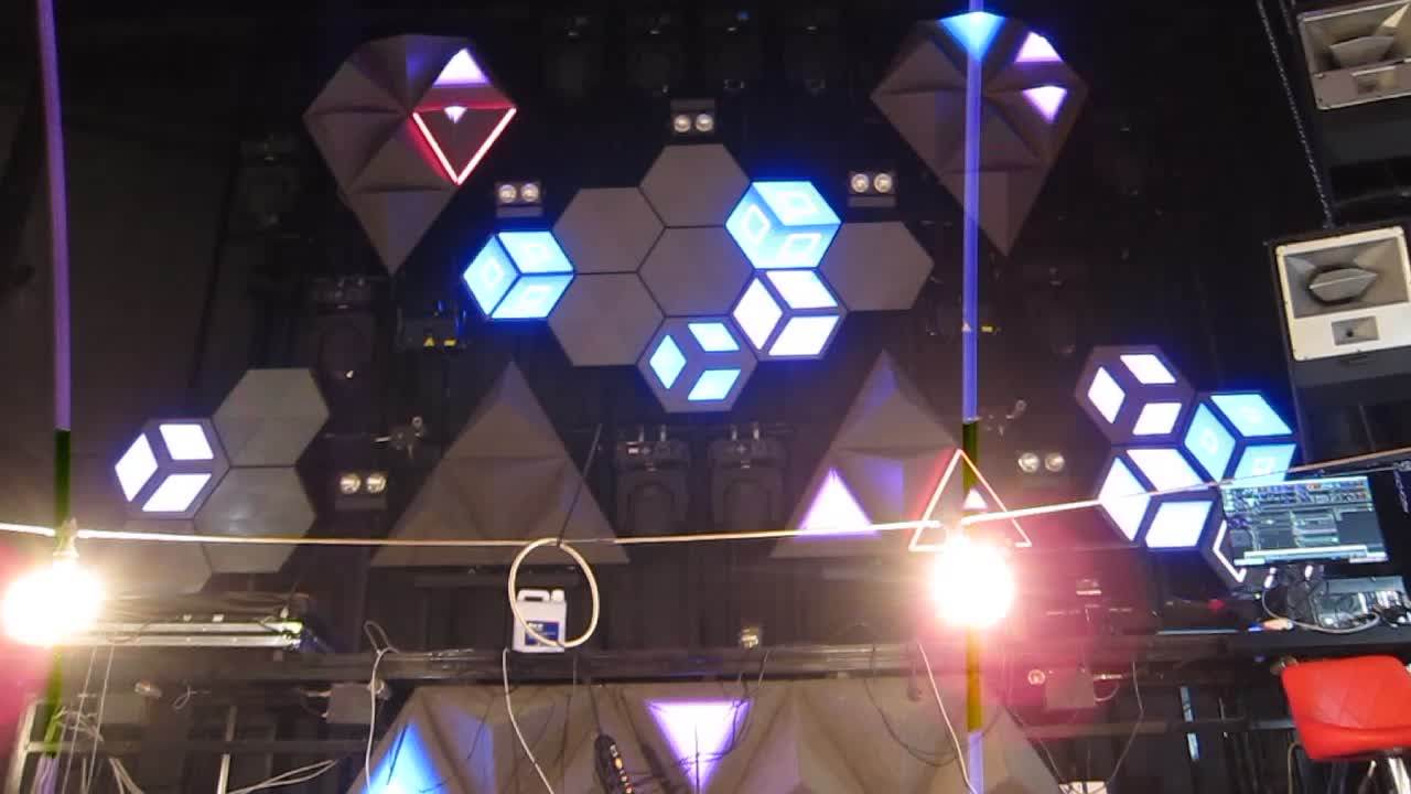 Led Nightclub 3d Dj Booth In Triangle Shape - Buy Led 3d Display,Led ...