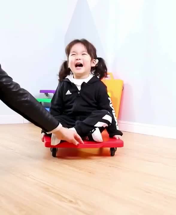 Safety Gym Class Manual 4 Casters Plastic Kids Sitting Scooter Board ...