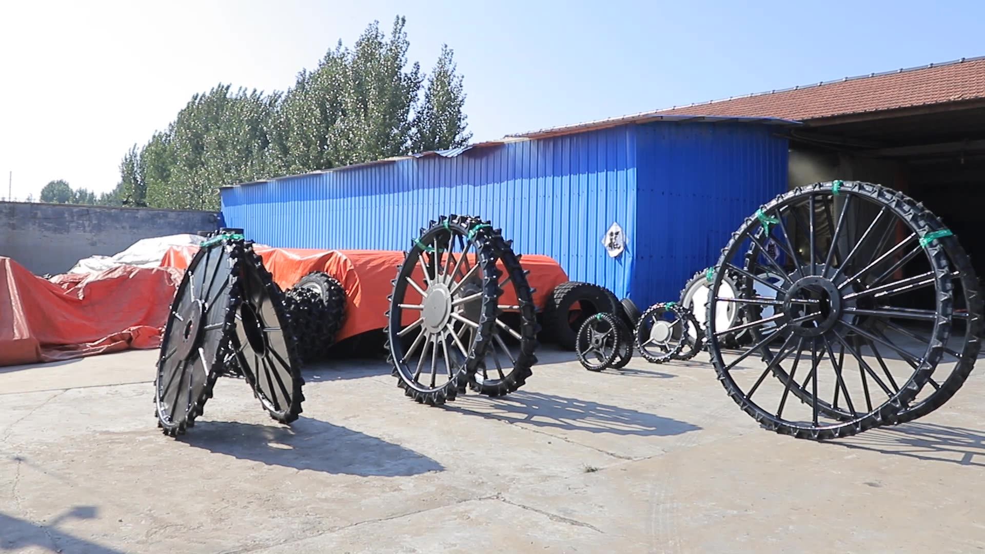 Tractors Suitable In Narrow Row Spacing Crops Installed With Air Less ...