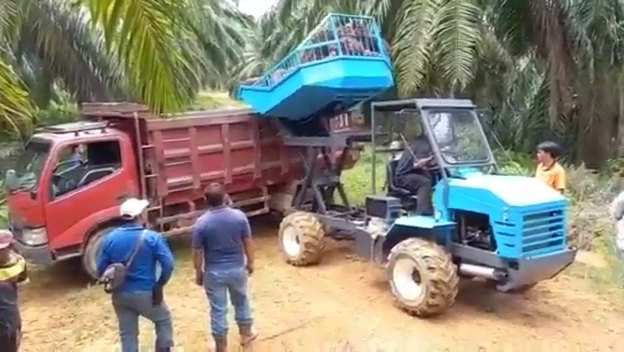 Multi-functional Oil Palm Fruit Harvester Machine For Sale - Buy Multi ...