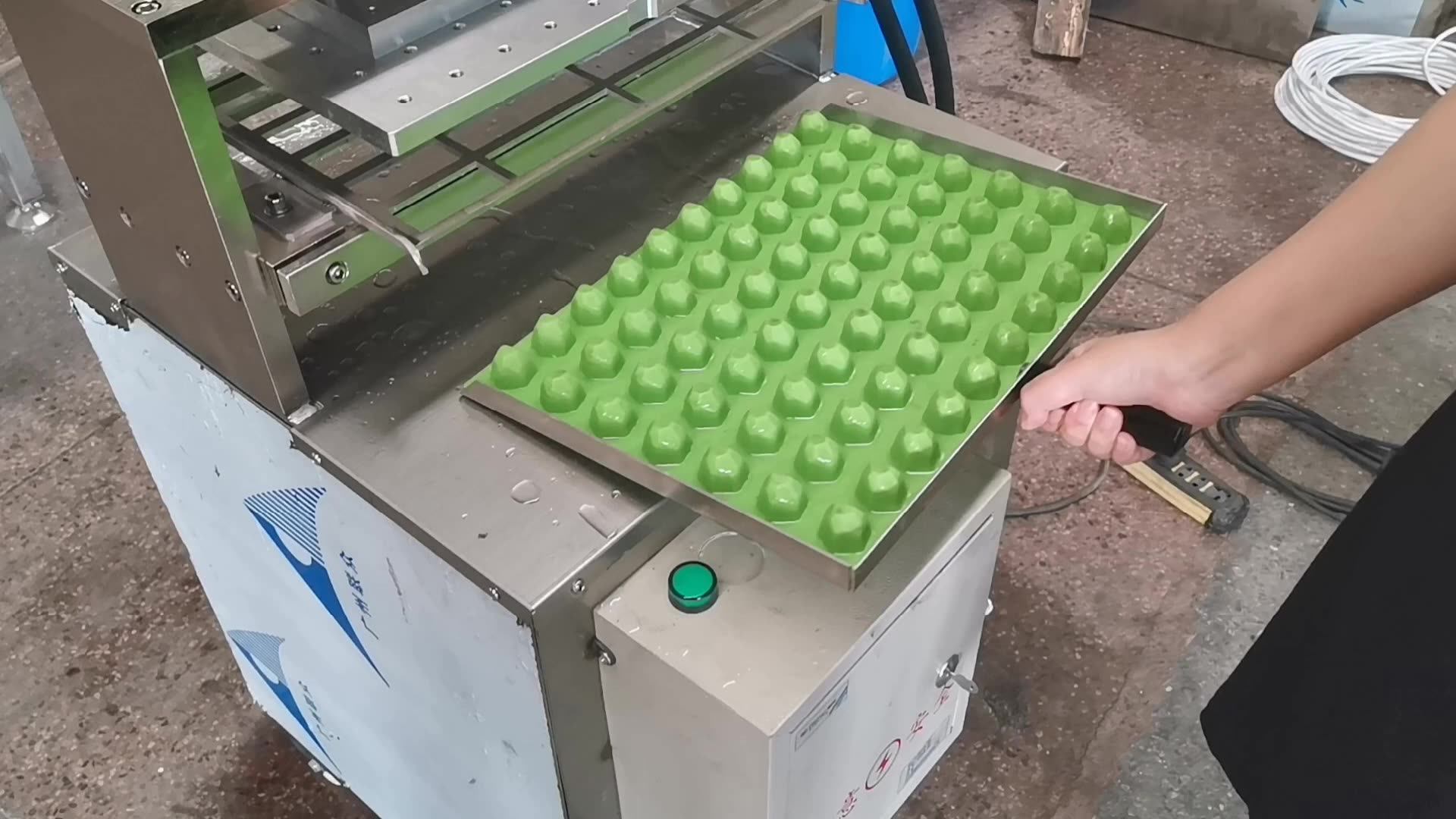 Hydraulic Stripping Machine Mobile Commercial Chocolate Automatic ...