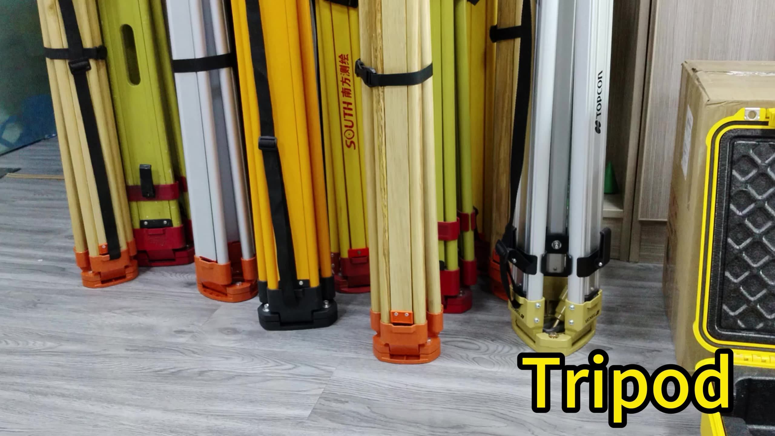 Total Station Theodolite Auto Level Wooden Tripod Aluminum Light Weight ...