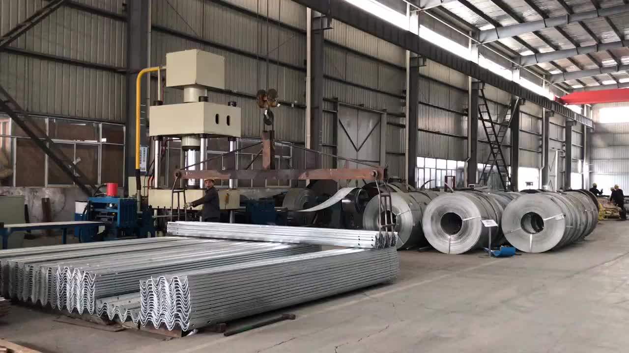 Galvanized Steel Barricades Traffic Road Safety Crash Barrier W-beam ...