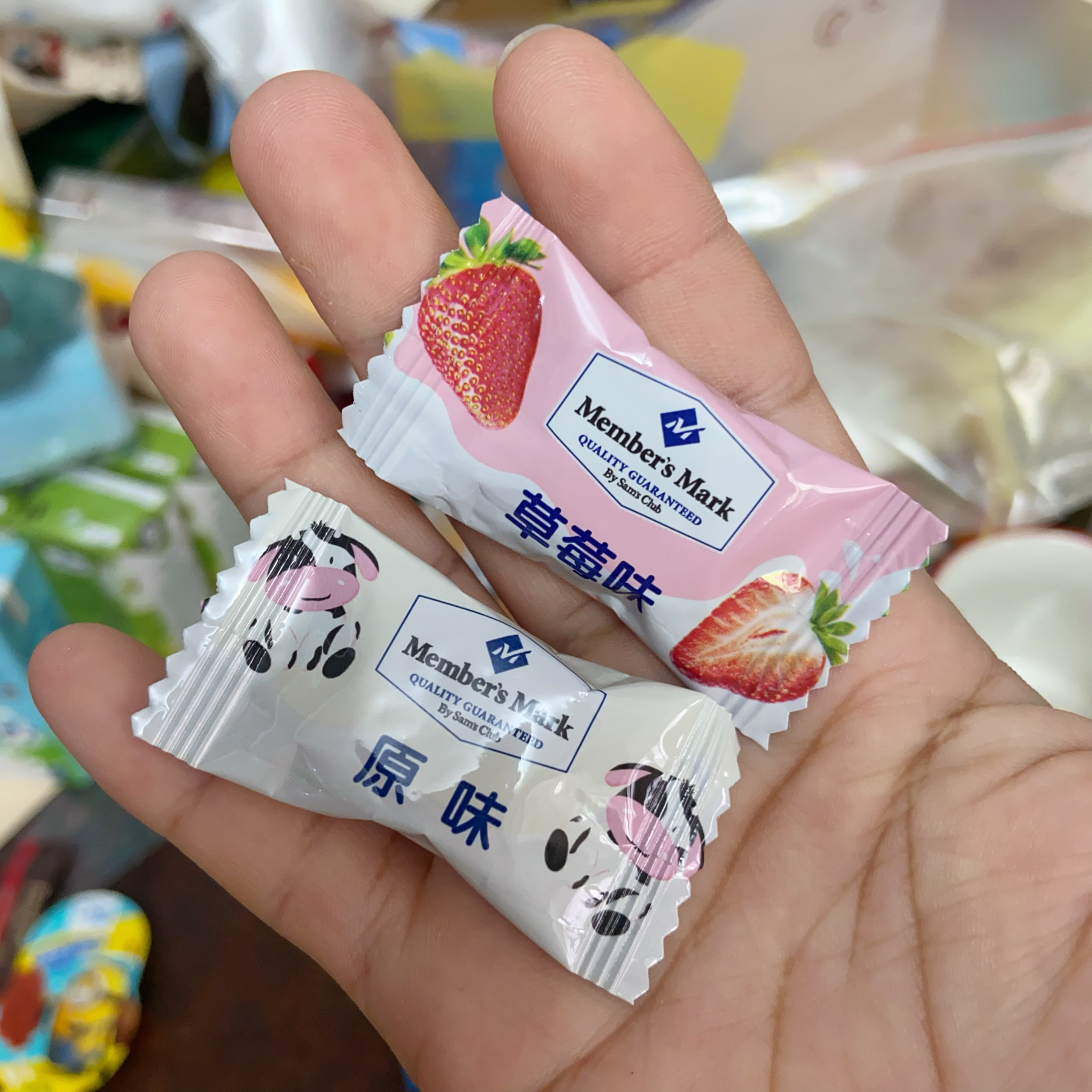 Sam's club premium milk tablets for members: original & strawberry ...