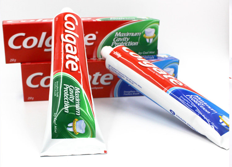 Hong Kong imported Colgate toothpaste 250g * 2 sets of moth-proof ...