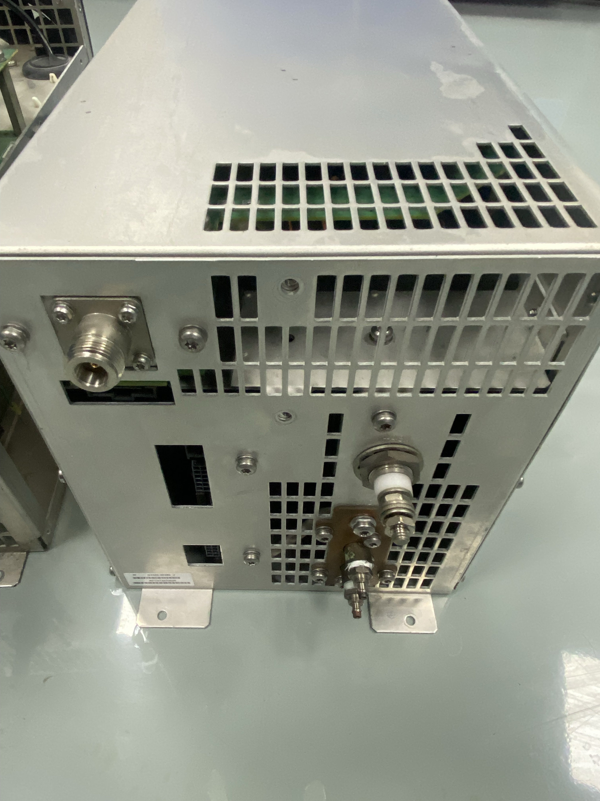 安捷倫ICPMS7700 RF產生器。G3280-60360 性能包好，內部成色很新