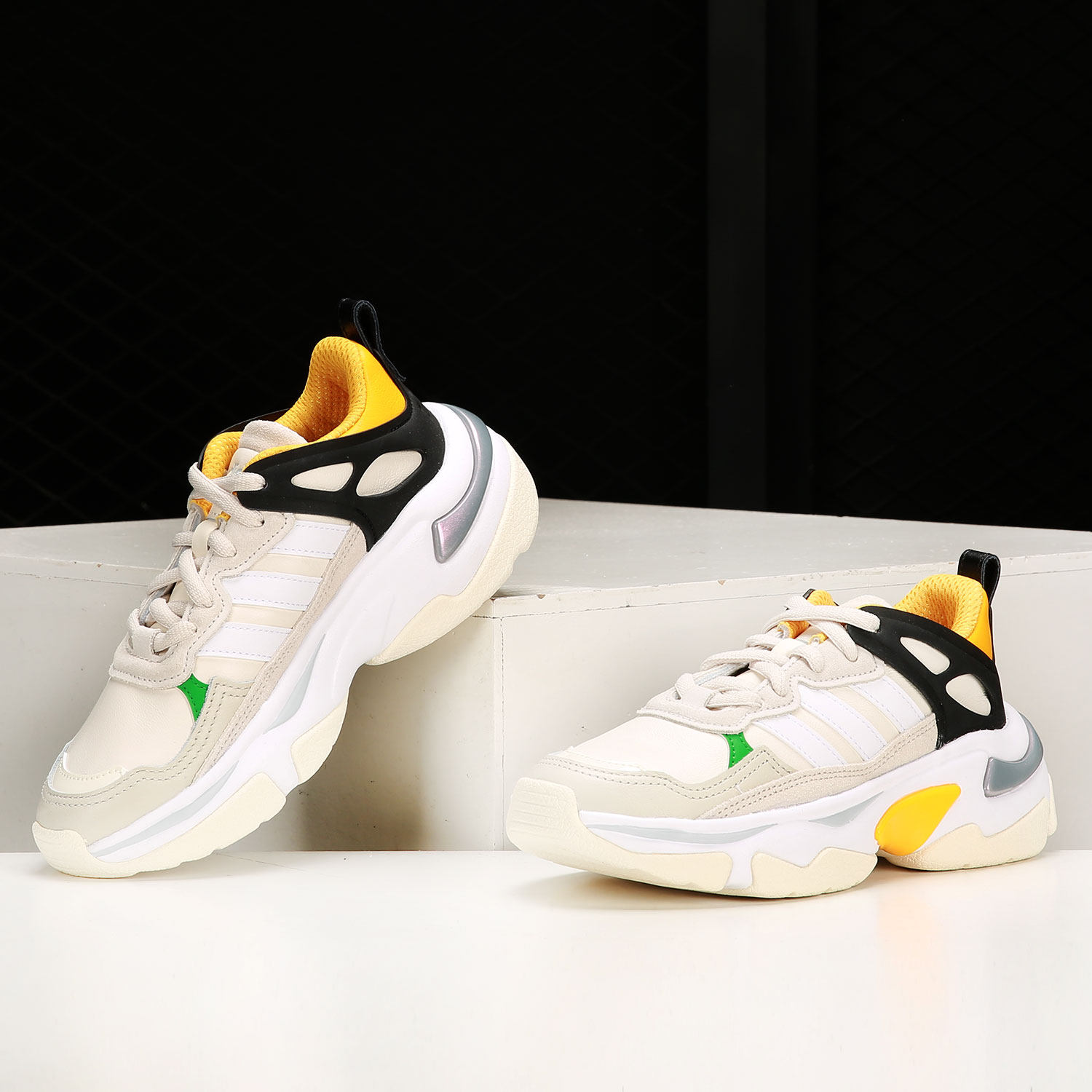 Adidas Neo: 时尚运动品牌的入门系列-adidas-淘宝百科网