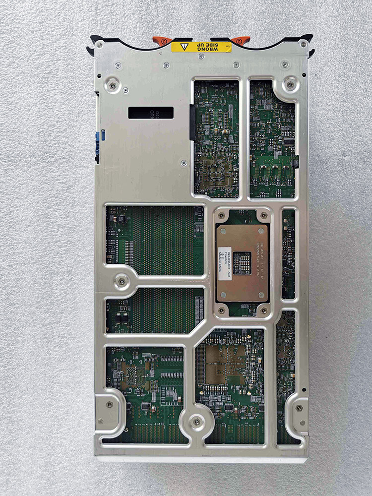 110-113-436B 303-113-400B EMC VPLEX2 2.4 GHZ 36GB Cache Controller - kkomputertech