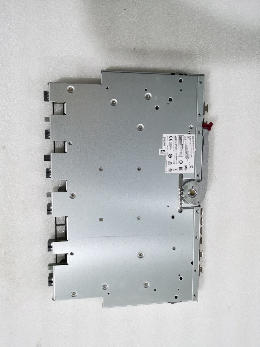 794502-B23 813174-001 HPE VC SE 40Gb F8 Switch - kkomputertech