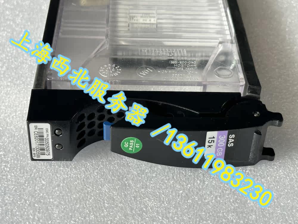 EMC VMAX存储硬盘300G 15K 2.5转3.5寸：企业级存储新标杆，性能与耐用性兼备！-硬盘抽取盒-淘宝好物网