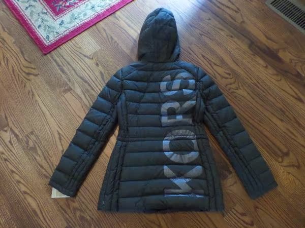 Купить Женский пуховик Акции по очистке потери сейчас! Майкл Корс МК ...