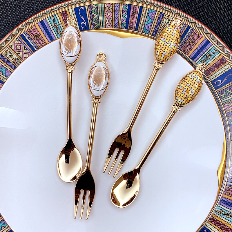 European-style luxury gold stainless steel cutlery: dessert fork ...