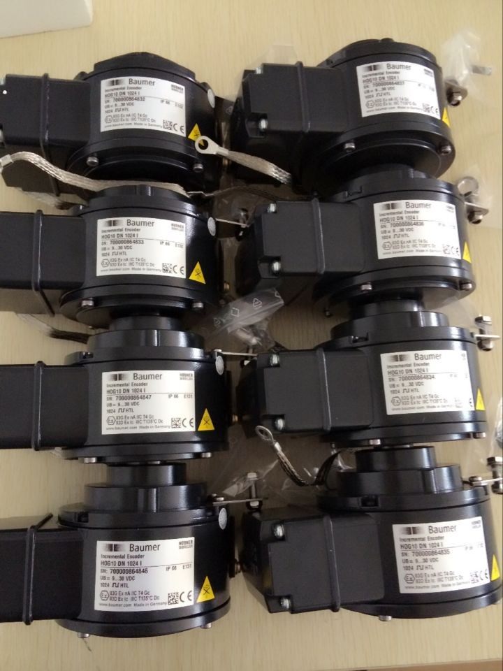 Original baumer hubner encoder HOG10DN1024I FSL spot new N=900RPM