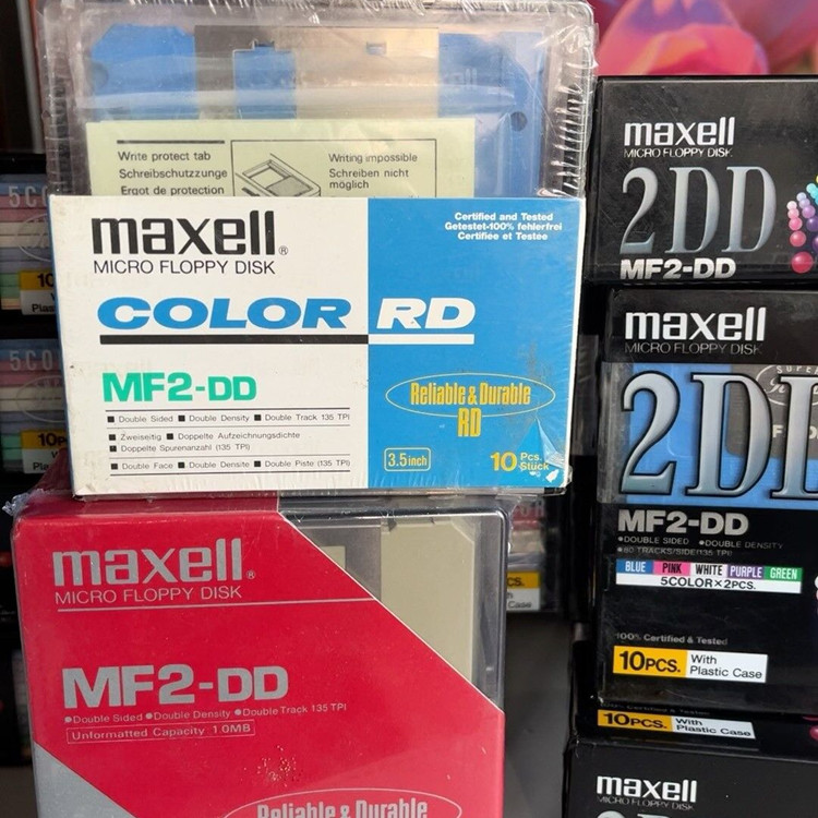 复古潮流新宠！Maxell MF2-DD 3.5寸软盘，带你穿越回90年代的回忆杀！-软盘-淘宝好物网
