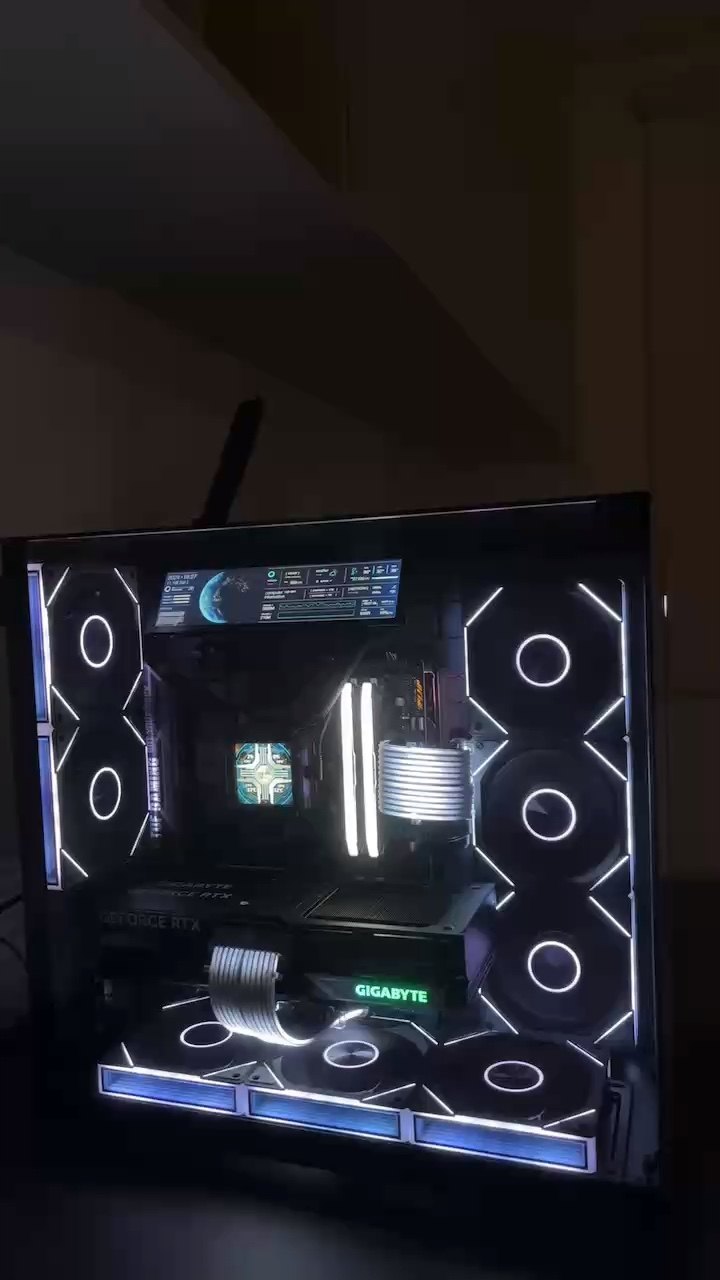 联力包豪斯O11 Vision Compact海景房机箱无立柱ATX三面玻璃可换评价 - 淘宝网