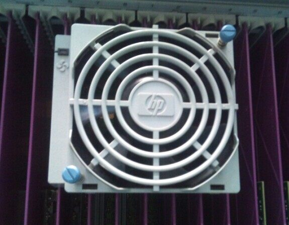 HP RX8640服务器 A6093-04129 机箱风扇