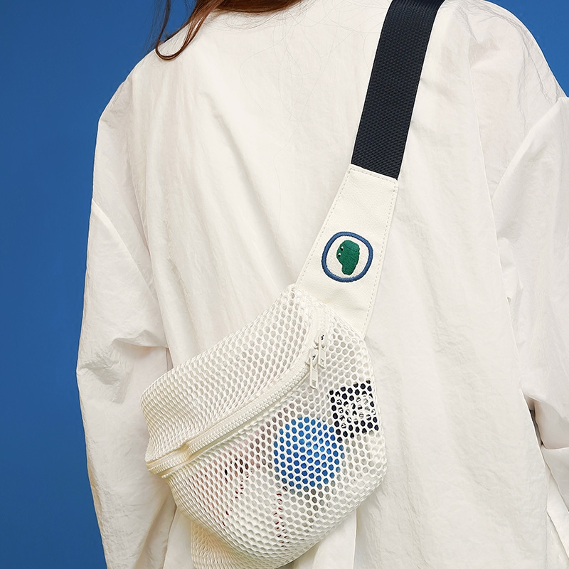 TYAKASHA Takasha white mesh chest bag JGN71