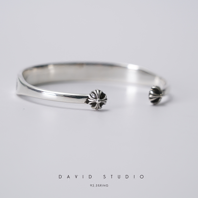 🔥被问爆的手镯！David studio925纯银刻字十字花手镯｜朋克女孩必备潮品？戴上直接封神！-手镯-淘宝好物网